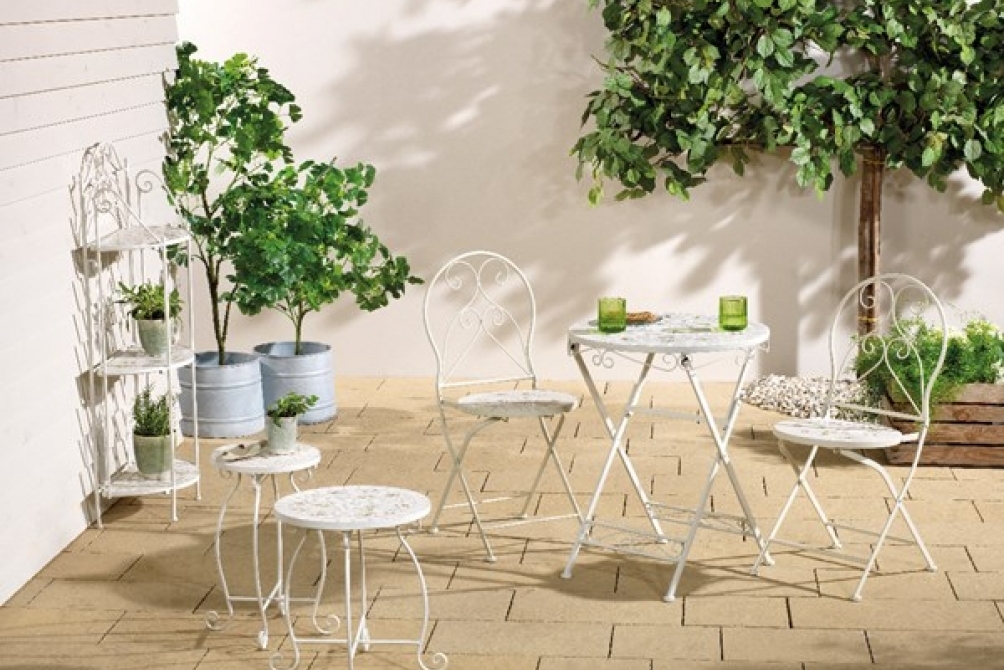 La iarba verde in gradina - Mezoni